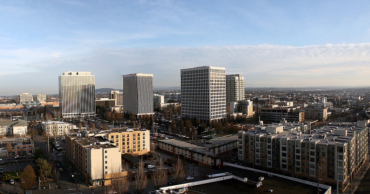 Lloyd District in Portland, Oregon, United States | Tripomatic