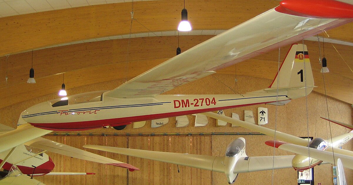German Gliding Museum in Gersfeld, Deutschland | Tripomatic