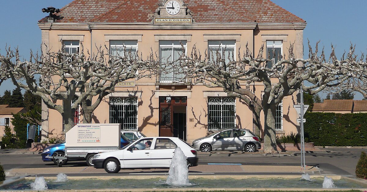 Plan-d'Orgon in Provence-Alpes-Côte d'Azur, France | Tripomatic