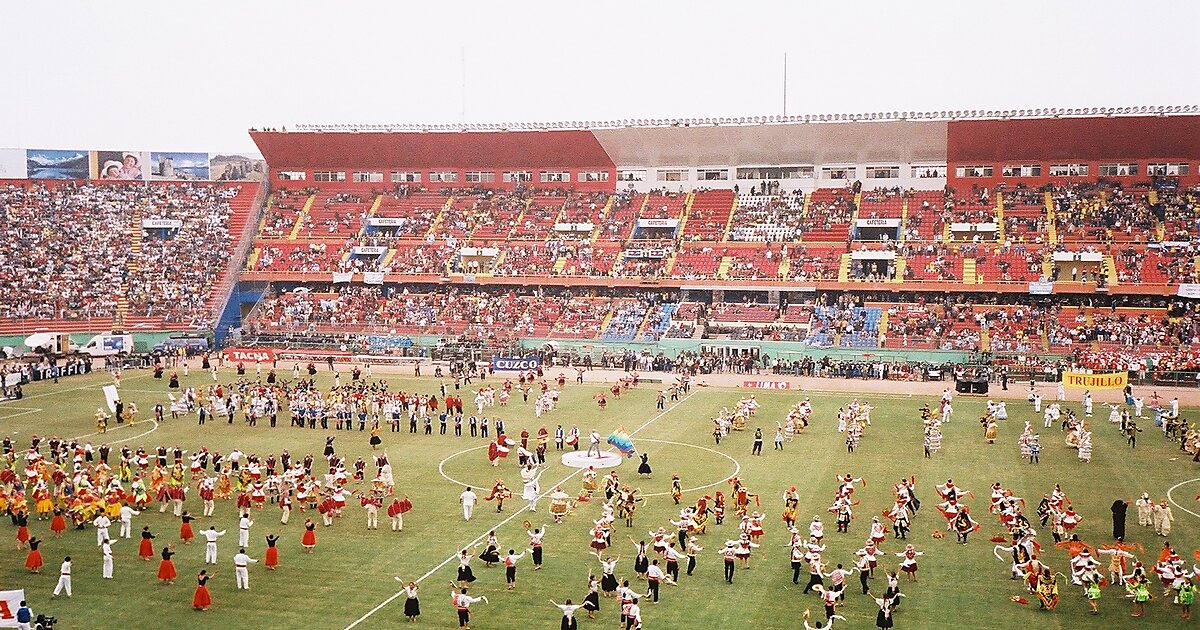 Estadio Nacional del Perú en Lima | Tripomatic