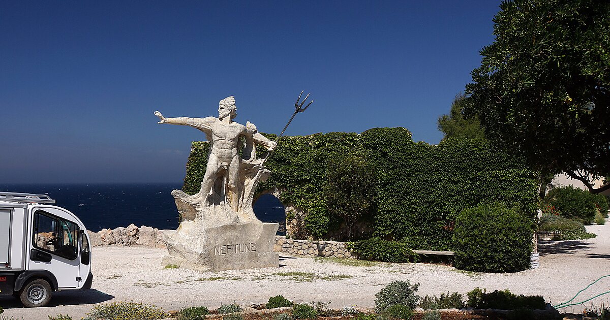 Bendor Island in Bandol, France | Tripomatic