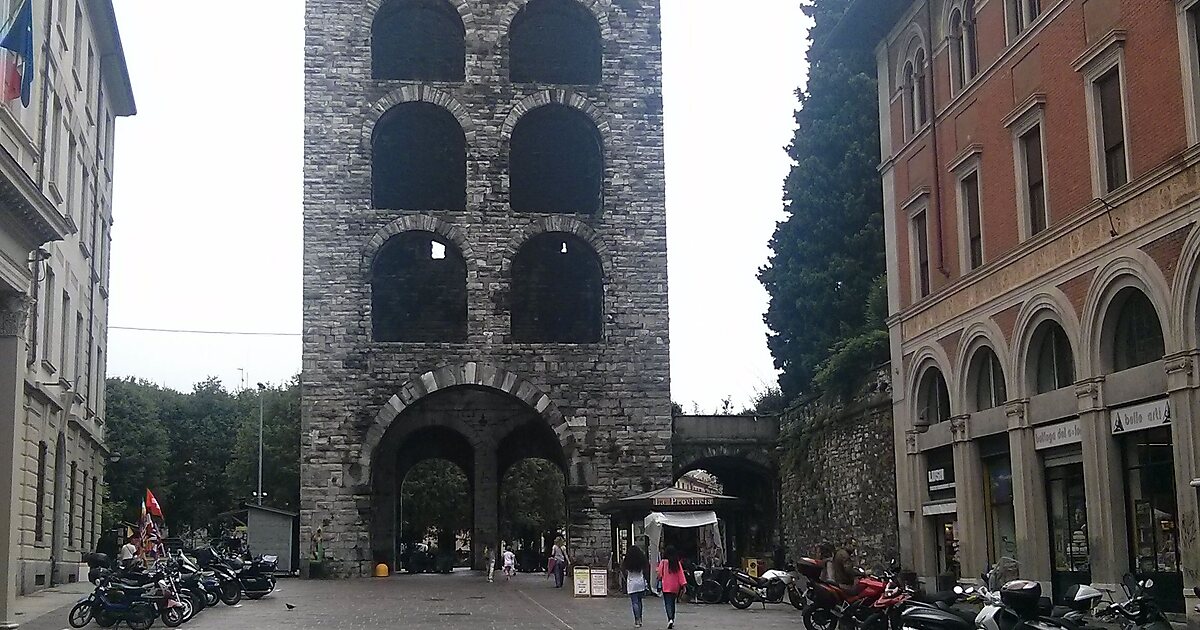 Porta Torre in Como, Italy | Tripomatic