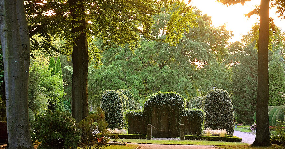 Stadtfriedhof Ahlem in Region Hannover, Deutschland | Tripomatic