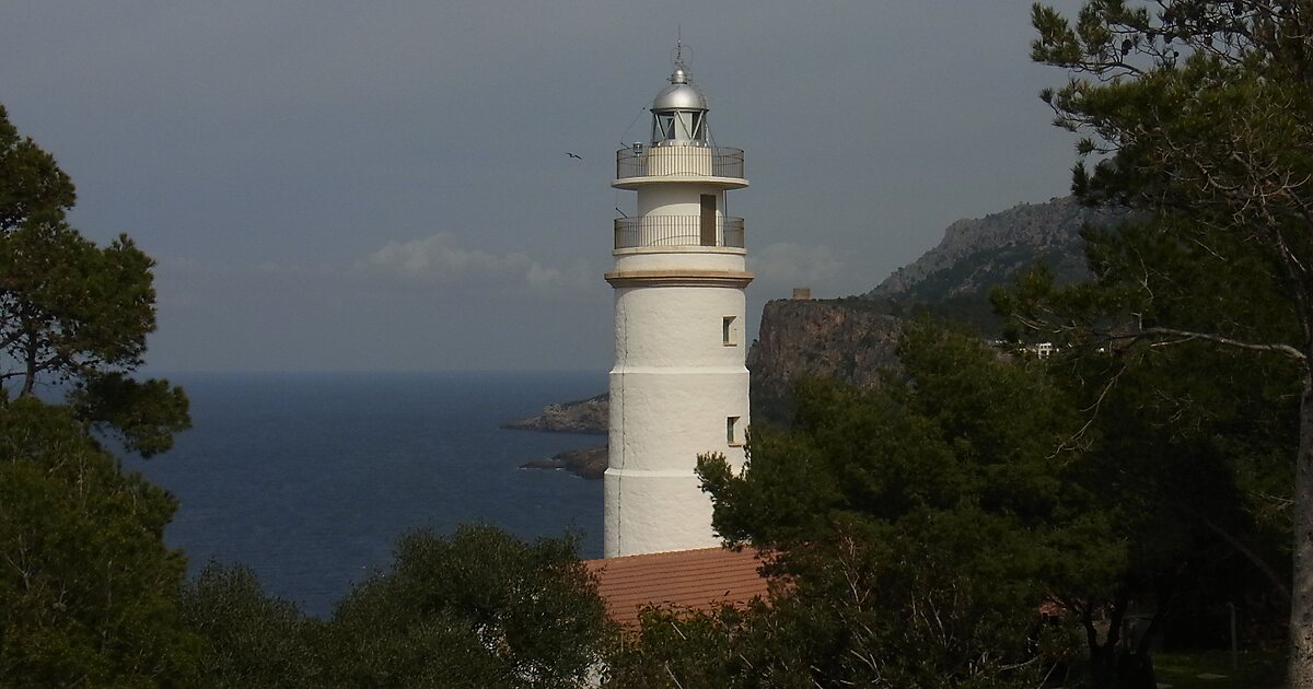 Cap Gros Lighthouse in Sóller, Spain | Tripomatic