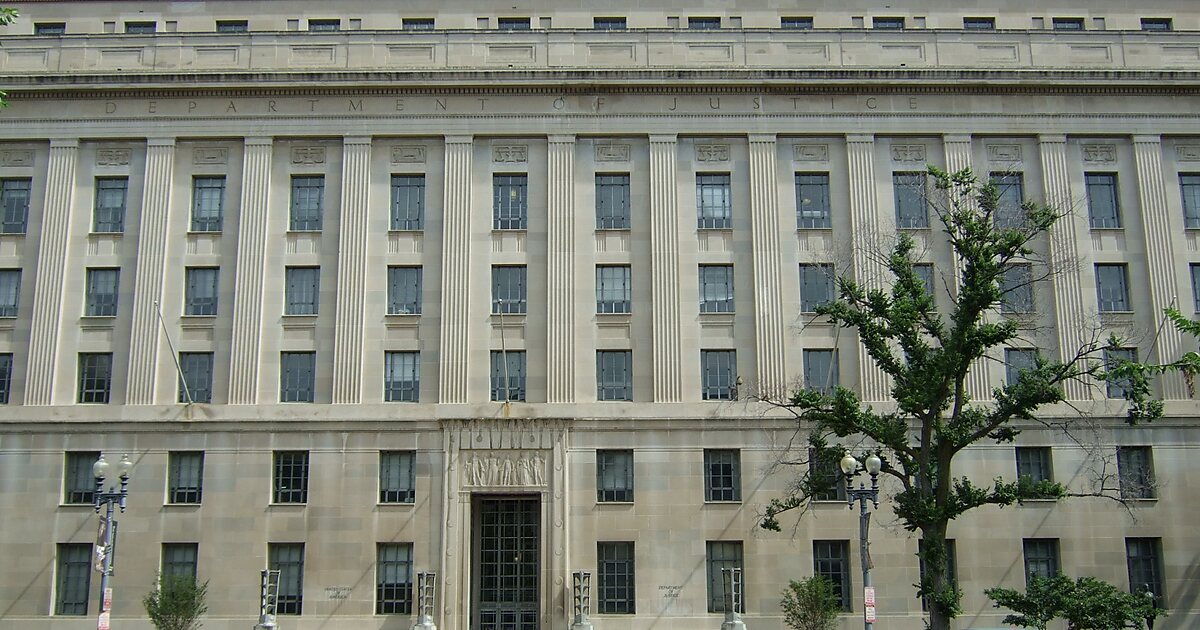 Robert F. Kennedy Department of Justice Building in Washington | Tripomatic