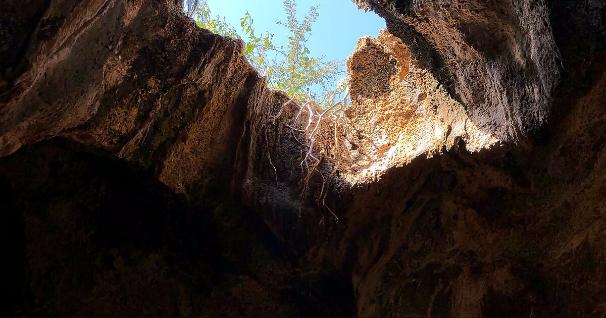 Guadirkiri Caves in Pinar del Río, Aruba | Tripomatic