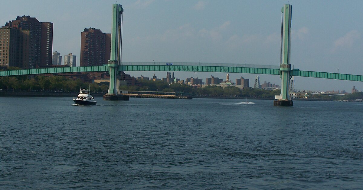 Wards Island Bridge in Manhattan, New York City, United States | Tripomatic