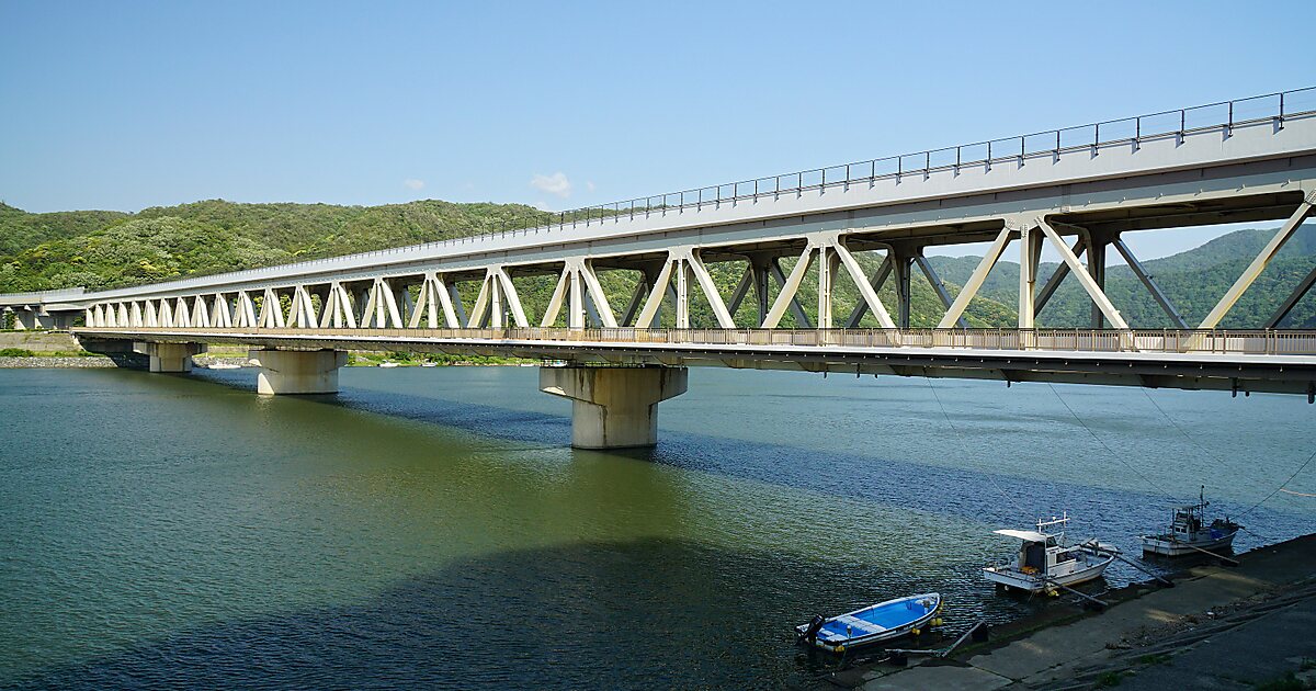 Japan National Route 9 in Tottori, Japan | Tripomatic