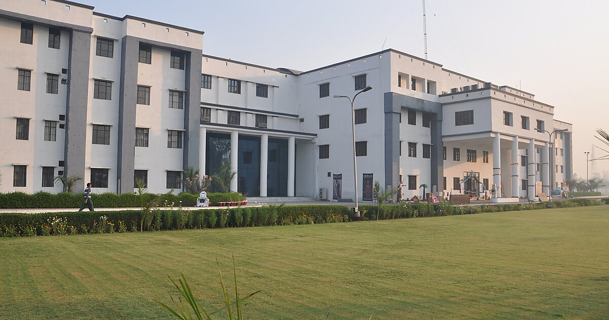 Shri Ram Murti Smarak College of Engineering and Technology (SRMS CET) Unnao in Hasanganj ...