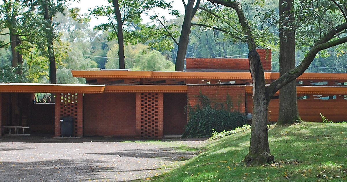 Melvyn Maxwell and Sara Stein Smith House in Michigan, United States ...