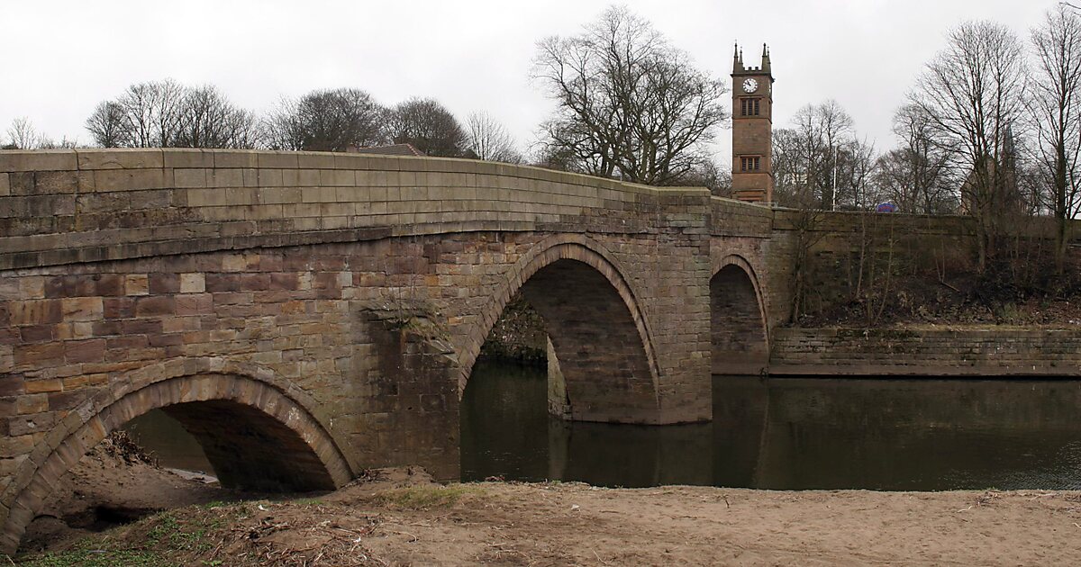 Ringley Old Bridge in Bolton, UK | Tripomatic