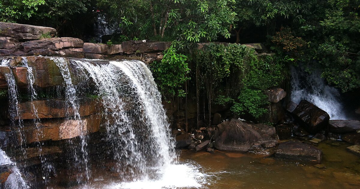 Kbal Chhay Waterfall in Sihanoukville province, Cambodia | Tripomatic