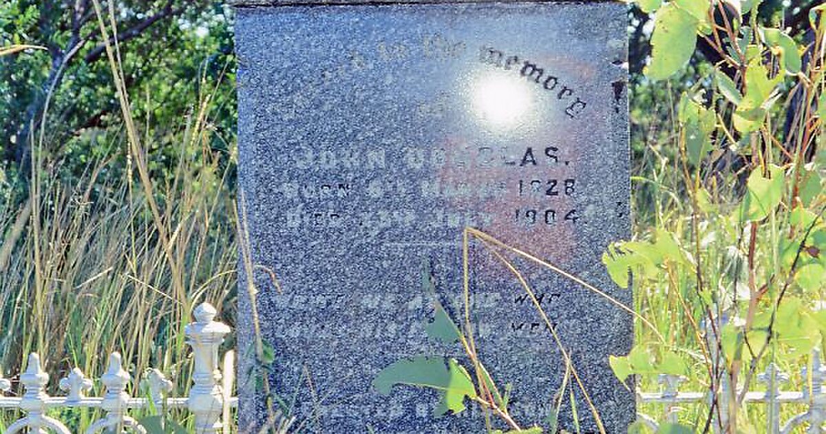 Thursday Island (Waiben) Cemetery in Town of Thursday Island, Australia ...