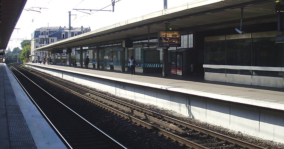 Chatou–Croissy station in Chatou | Tripomatic