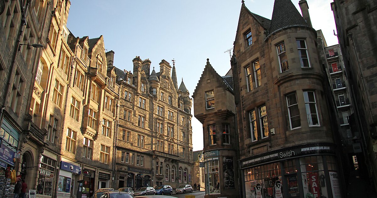 Cockburn Street in City of Edinburgh, UK | Tripomatic
