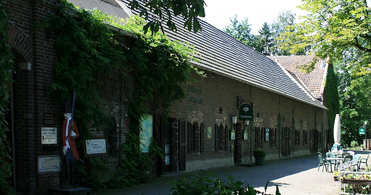 Rittergut Wildenrath in Mönchengladbach, Deutschland | Tripomatic