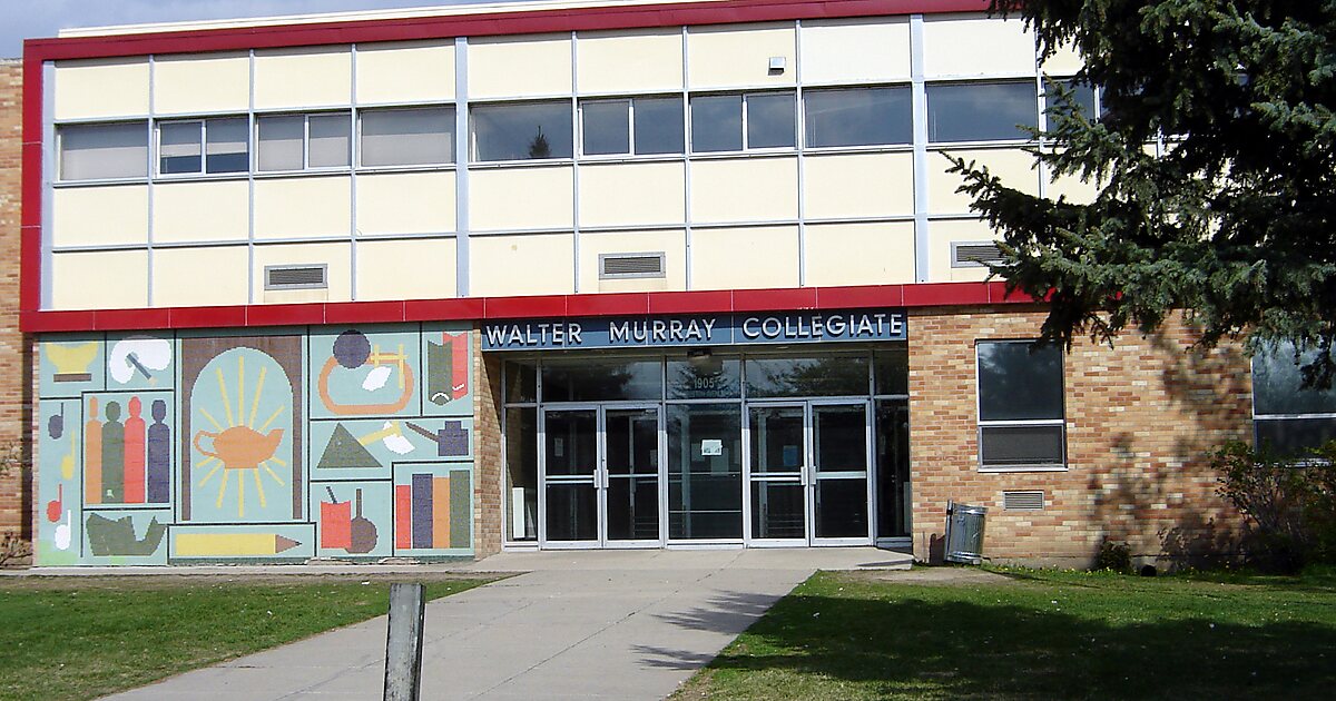 Walter Murray Collegiate in Saskatoon | Tripomatic
