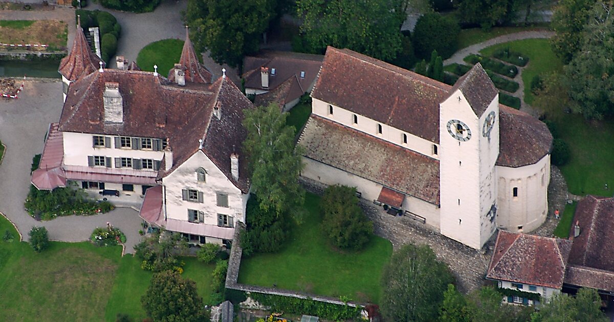 Amsoldingen Castle in Amsoldingen, Switzerland | Tripomatic