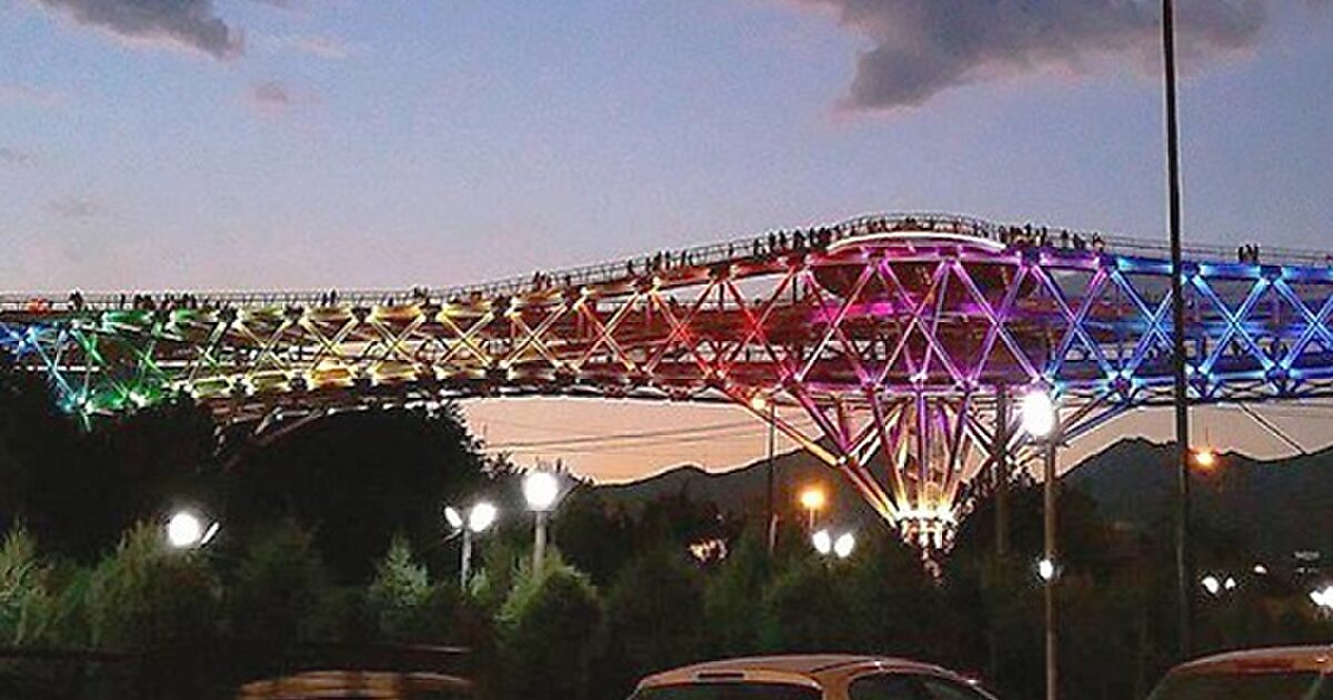 Tabiat Bridge in District 6, Tehran | Tripomatic