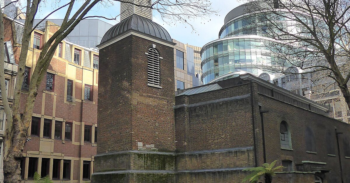 St Botolph's-without-Aldersgate Church in London, UK | Tripomatic