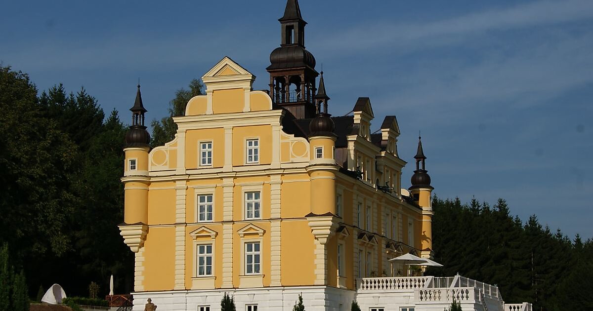 Schloss Tannbach in Gutau, Österreich | Tripomatic