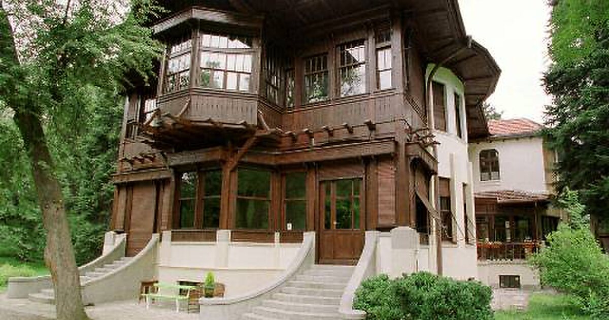 Vrana Palace in Sofia City Province, Bulgaria | Tripomatic