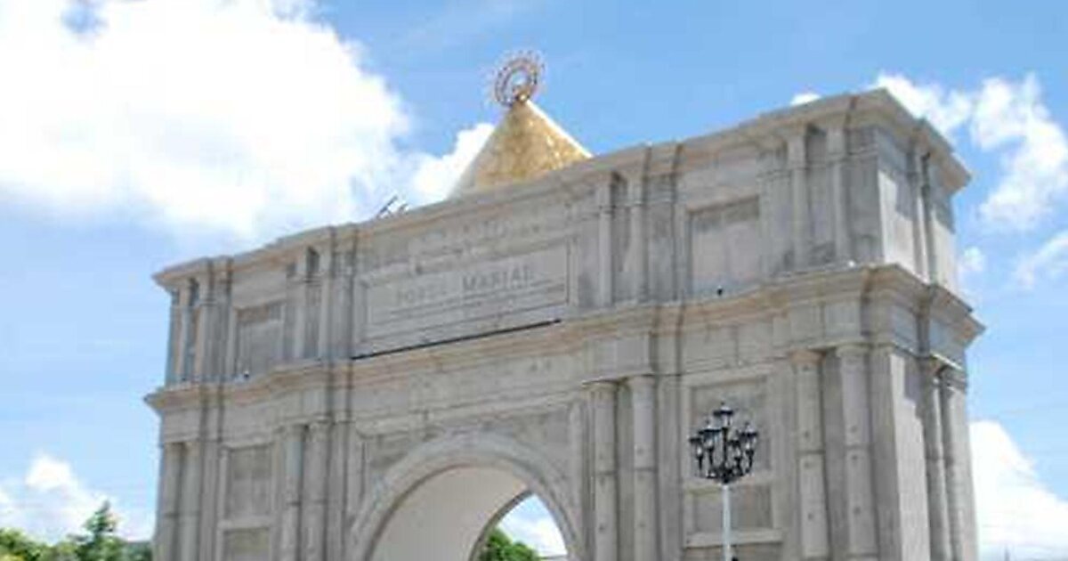 Porta Mariae in Naga, Camarines Sur, Philippines | Tripomatic