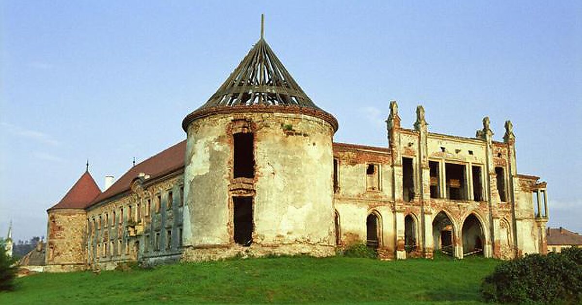 Bánffy Castle in Bonțida, Romania | Tripomatic