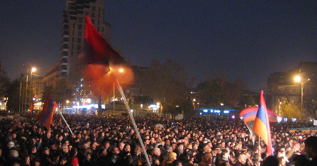 Freedom Square in Yerevan, Armenia | Tripomatic