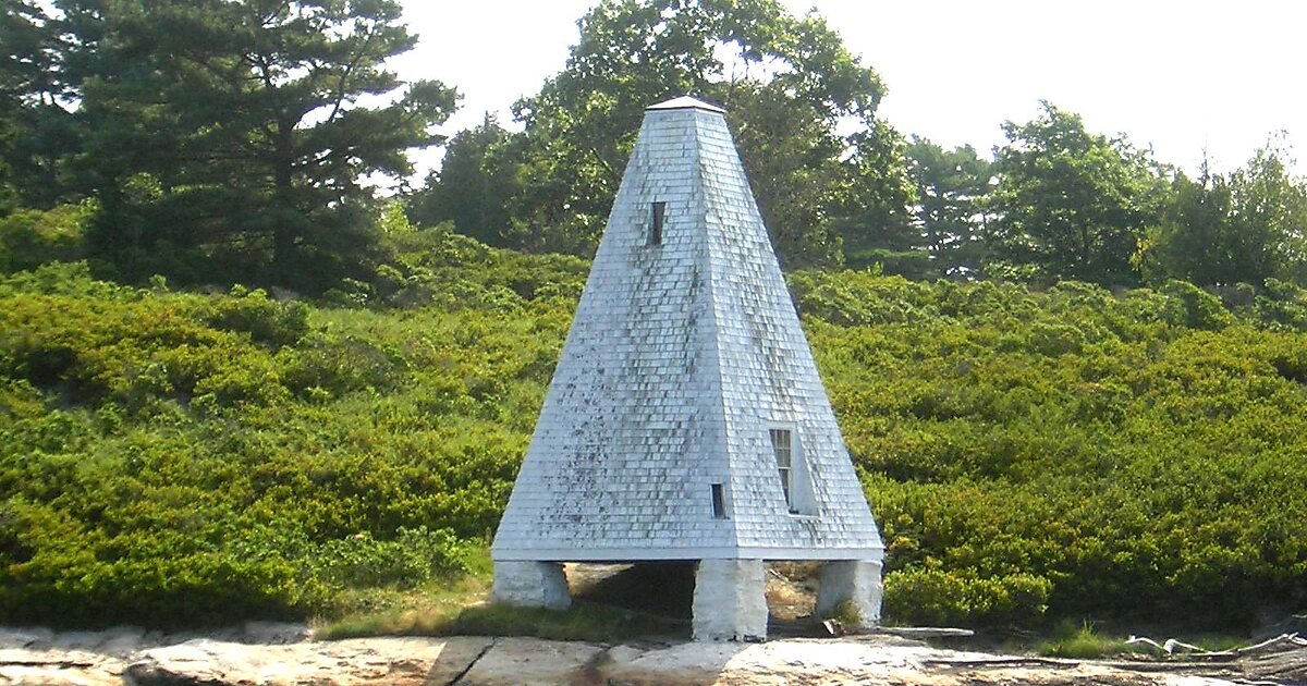 Perkins Island Light in Georgetown | Tripomatic