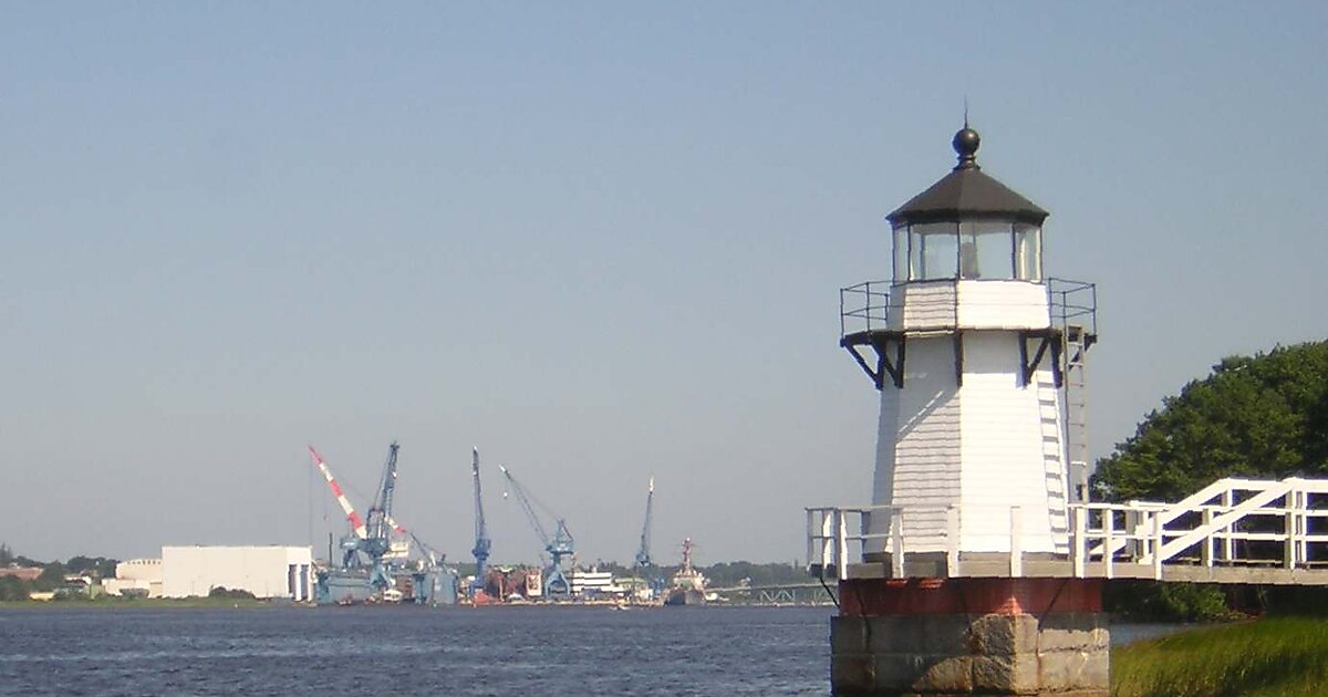 Doubling Point Light in Arrowsic, Maine, United States | Tripomatic