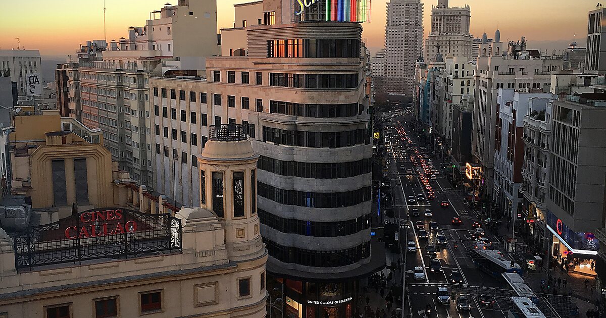 Edificio Capitol in Palacio, Madrid, Spain | Tripomatic