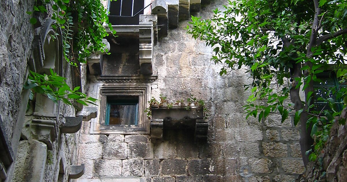 Stari grad, Korčula的Grad Korčula | Tripomatic