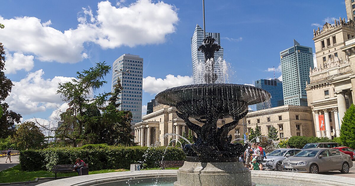 Parade Square in Śródmieście, Warsaw, Poland | Tripomatic