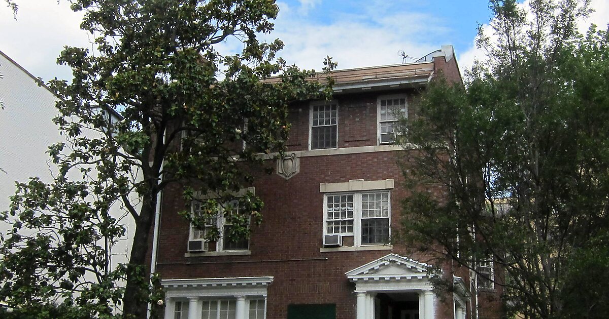 Fazl Mosque, Washington, D.C. in Kalorama Heights, Washington D.C ...