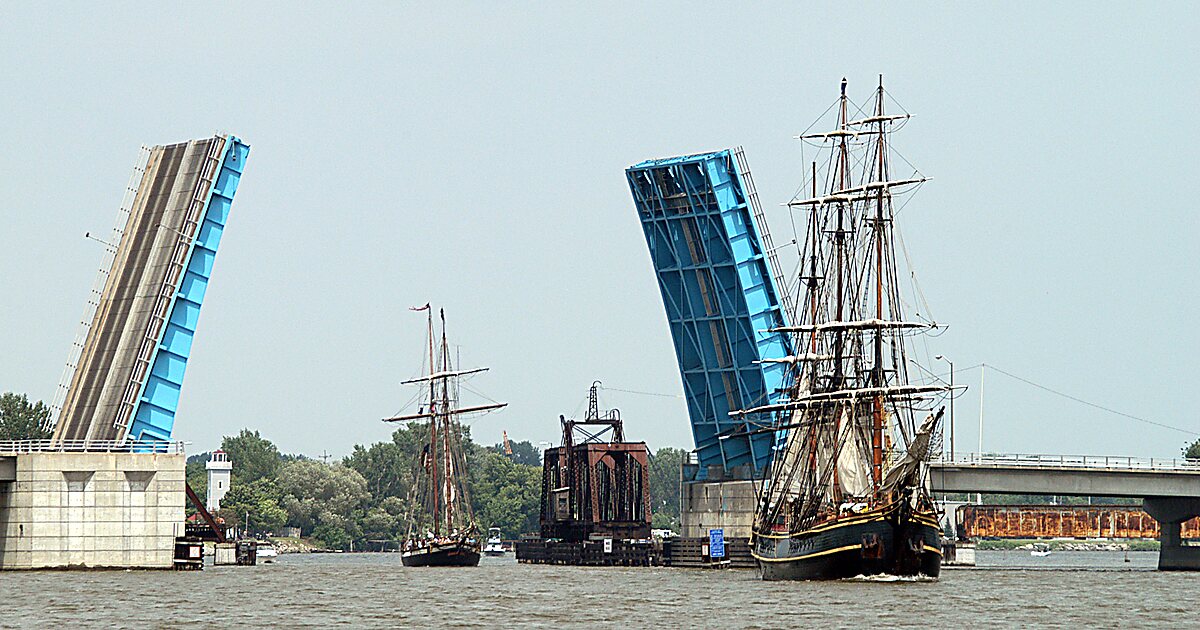 Liberty Bridge