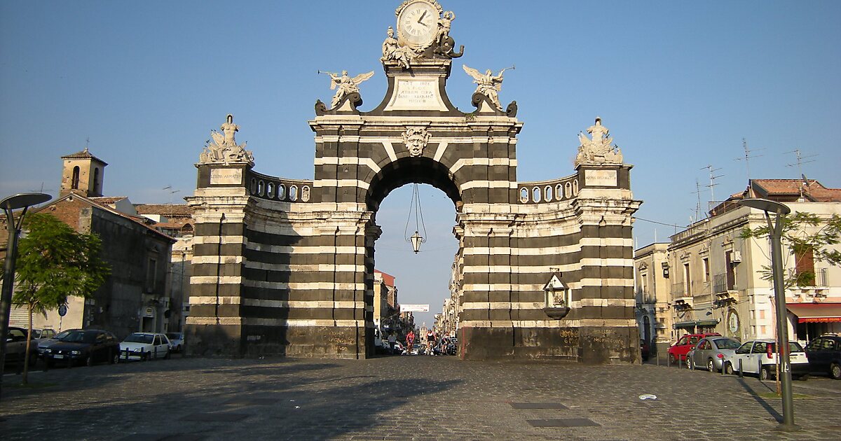 Porta Garibaldi in Catania