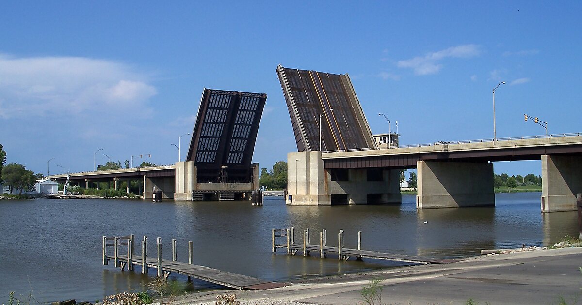 Independence Bridge in Bay City, Michigan | Tripomatic