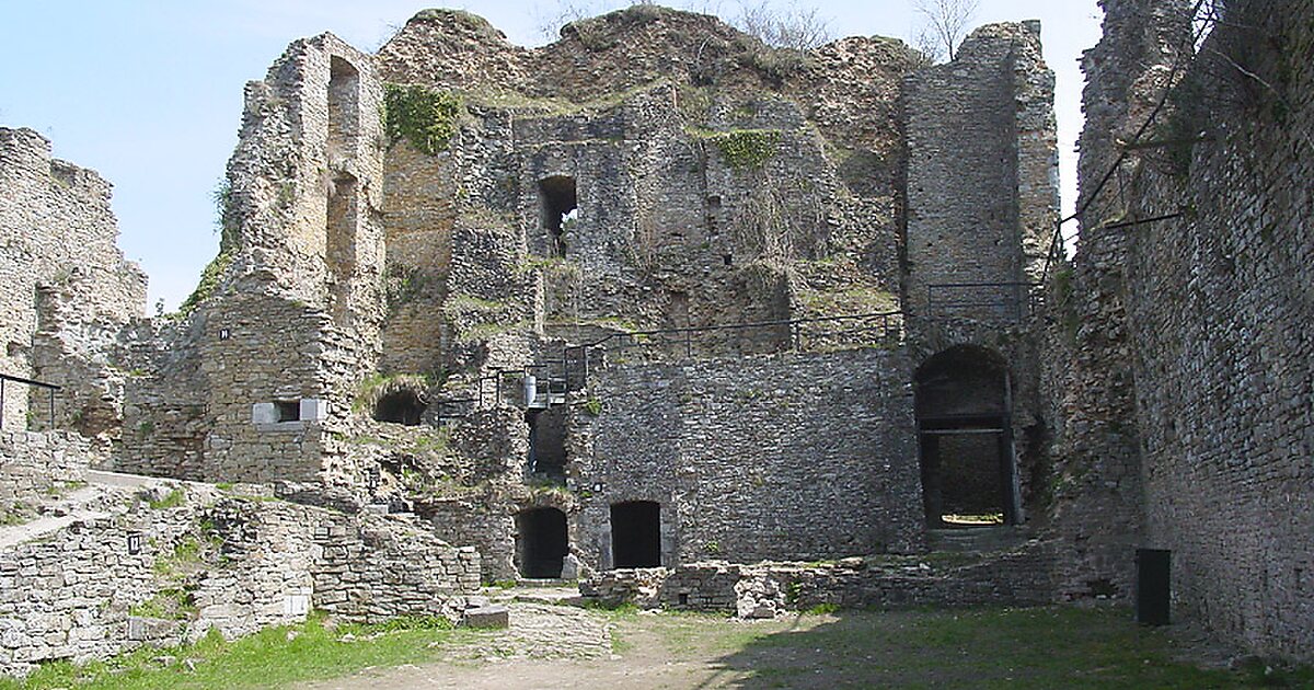 Franchimont Castle in Theux | Tripomatic