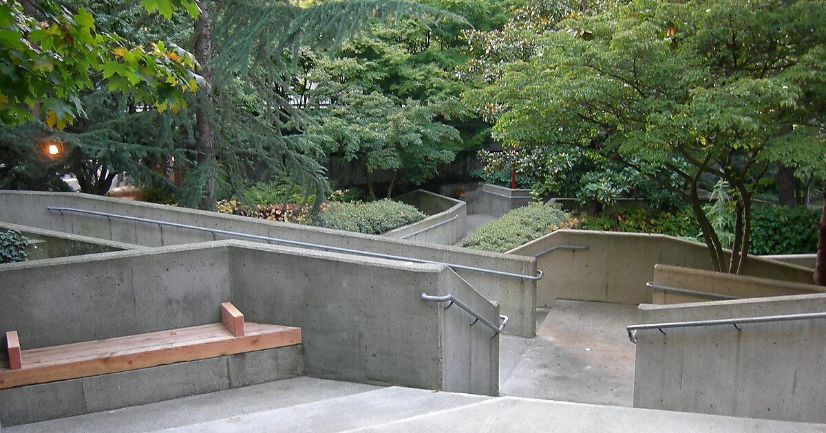 Freeway Park in Seattle | Tripomatic