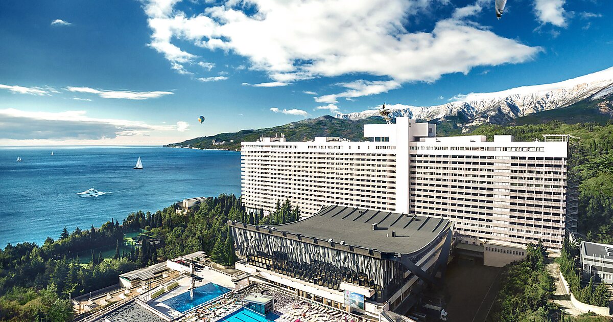 Yalta Intourist Hotel in Yalta, Russia | Tripomatic