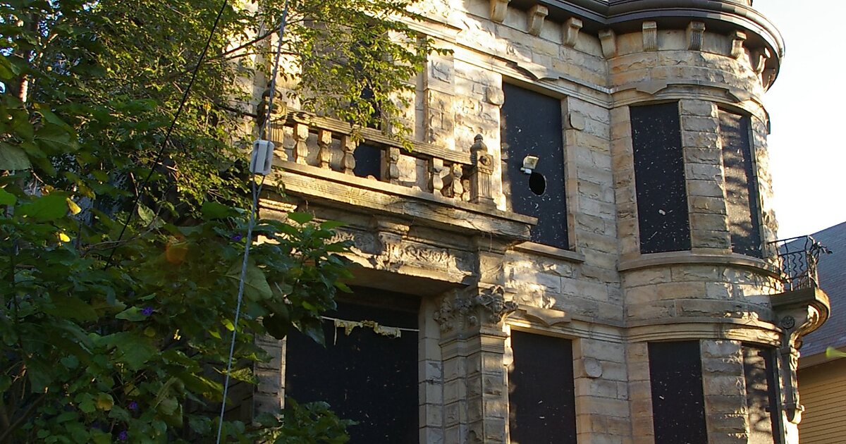 Franklin Castle in Cleveland, United States | Tripomatic