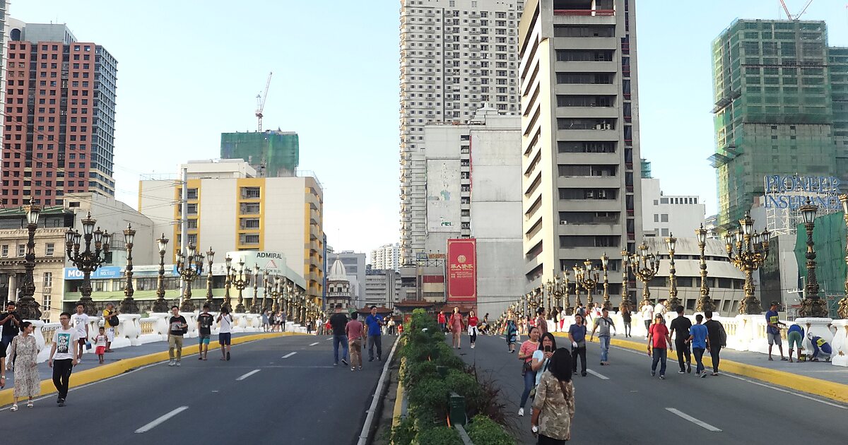 Jones Bridge in Manila, Philippines | Tripomatic