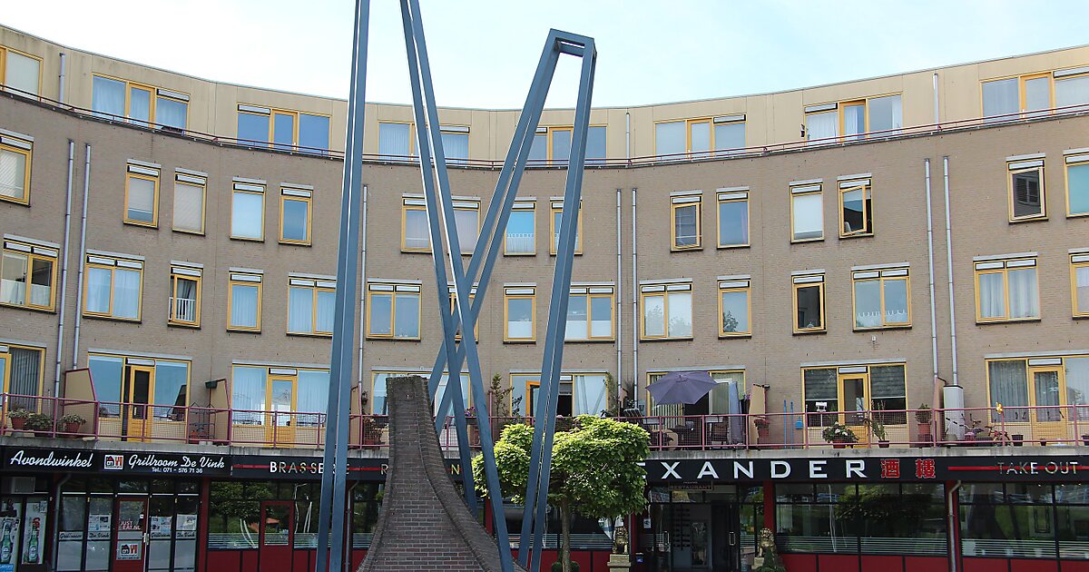 De Vink railway station in Leiden, Nederland | Tripomatic