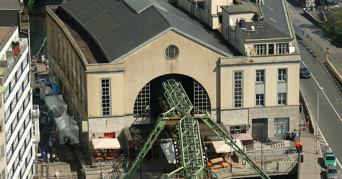 Wuppertal Hauptbahnhof in Wuppertal, Deutschland | Tripomatic