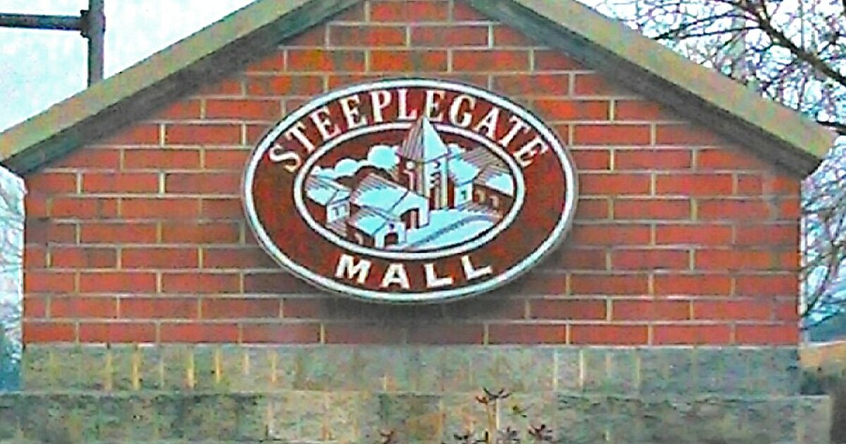 Steeplegate Mall in Concord, New Hampshire | Tripomatic