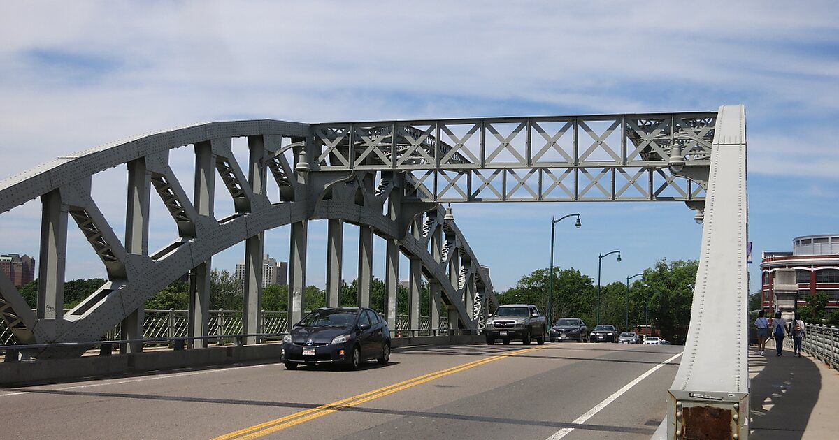 Boston University Bridge in Cambridge, Massachusetts, United States ...