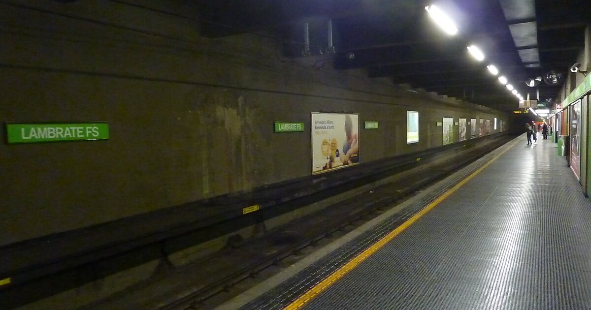 U-Bahnhof Lambrate FS in Città Studi, Mailand, Italien | Tripomatic