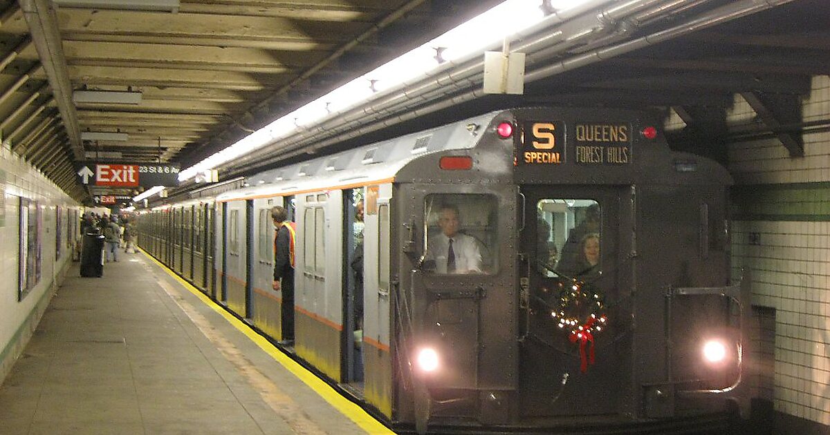 23rd Street station in Manhattan, New York City | Tripomatic