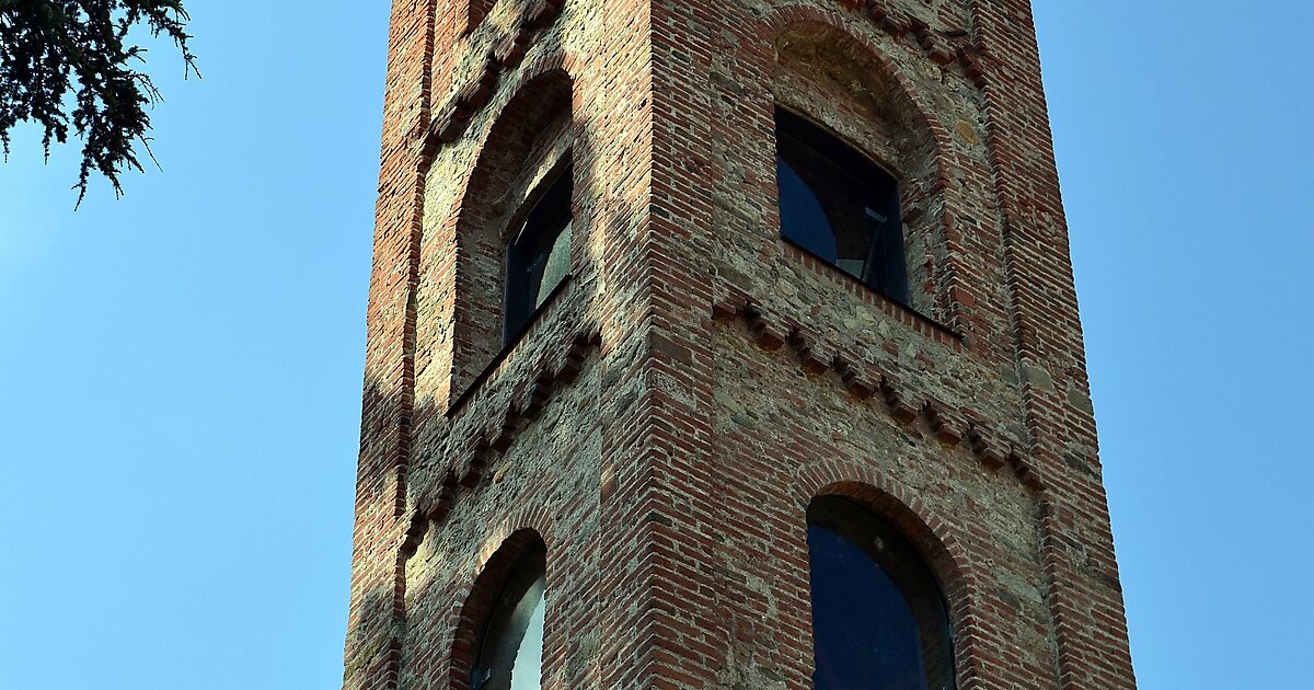 Chiesa di Santa Maria fuori le mura - Savona, Italia | Tripomatic